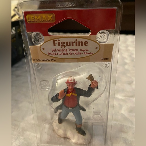 Holiday | Lemax 205 Bell Ringing Fireman | Poshmark
